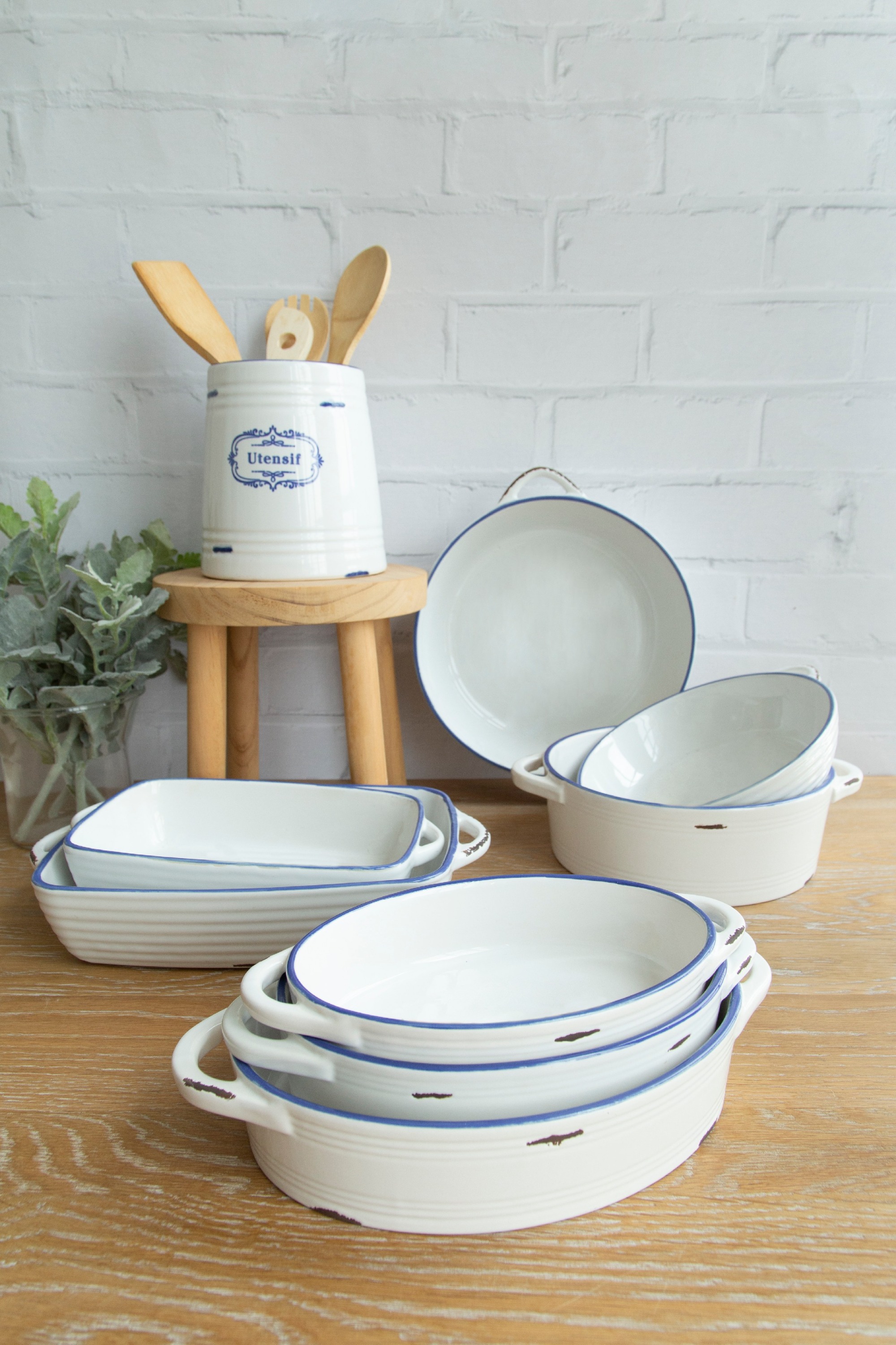 4 Common But Impressive Ceramic Crafts Types